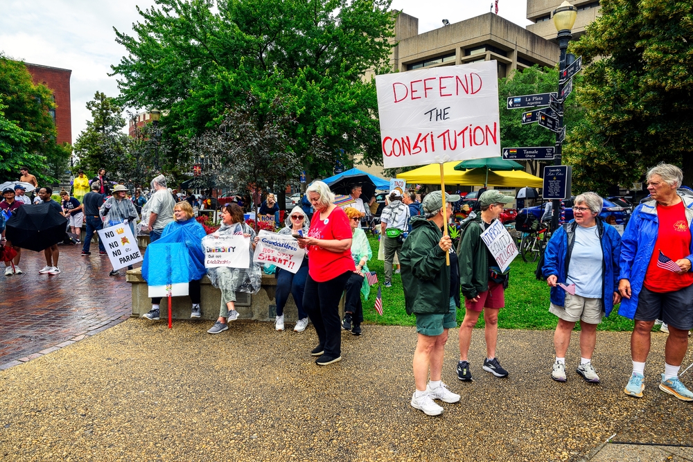 Dozens More ‘No Kings’ Protests Planned Across Kentucky And Indiana ...