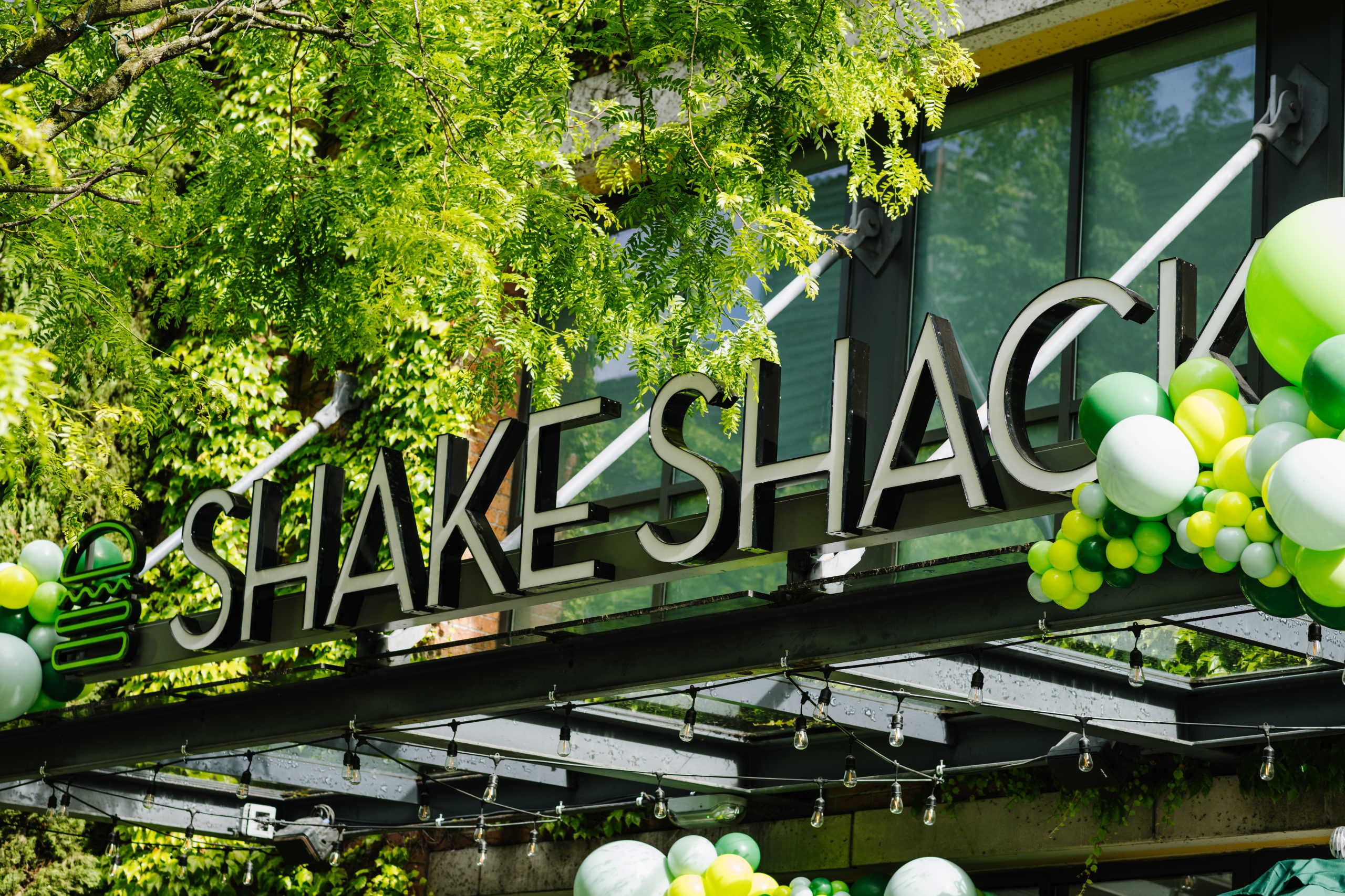 Shake Shack Set To Open First Louisville Location - LEO Weekly | Louisville Eccentric Observer